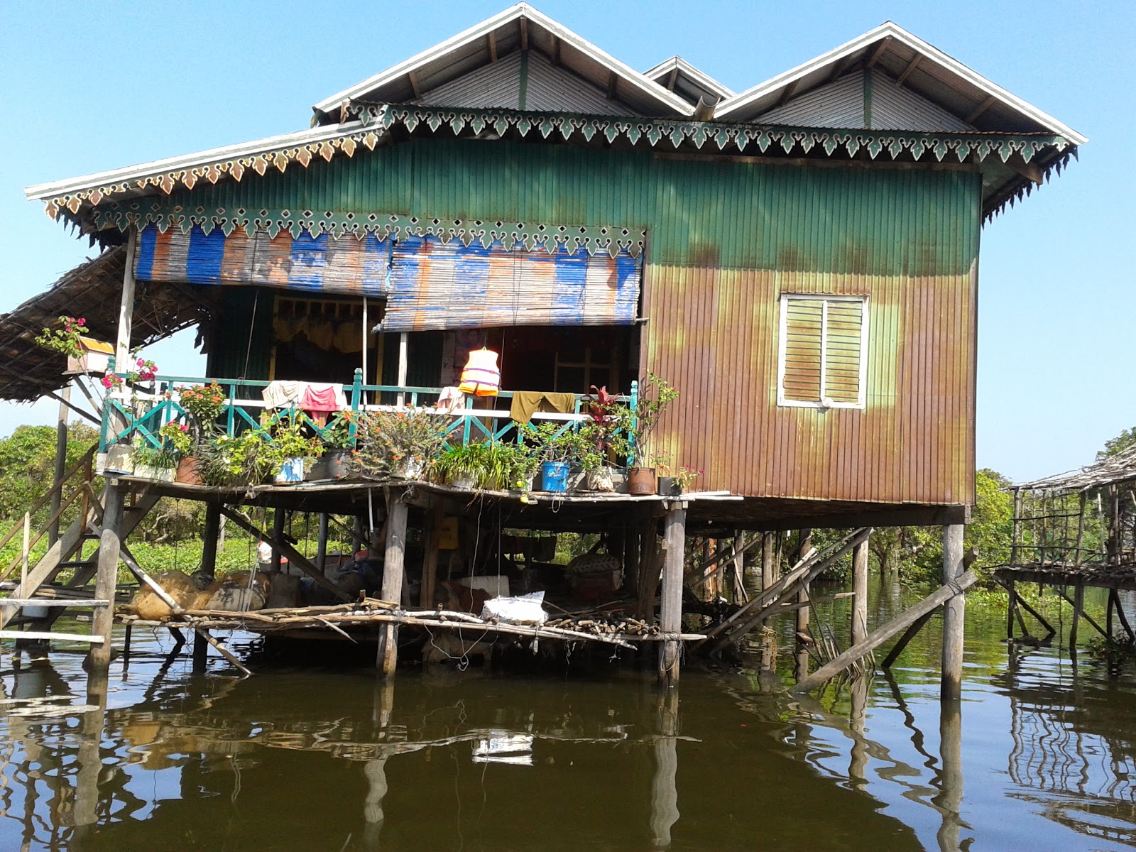 die-reise: Das schwimmende Dorf im Tonle Sap See in der Nähe von Siem Reap die-reise: Das schwimmende Dorf im Tonle Sap See in der Nähe von Siem Reap