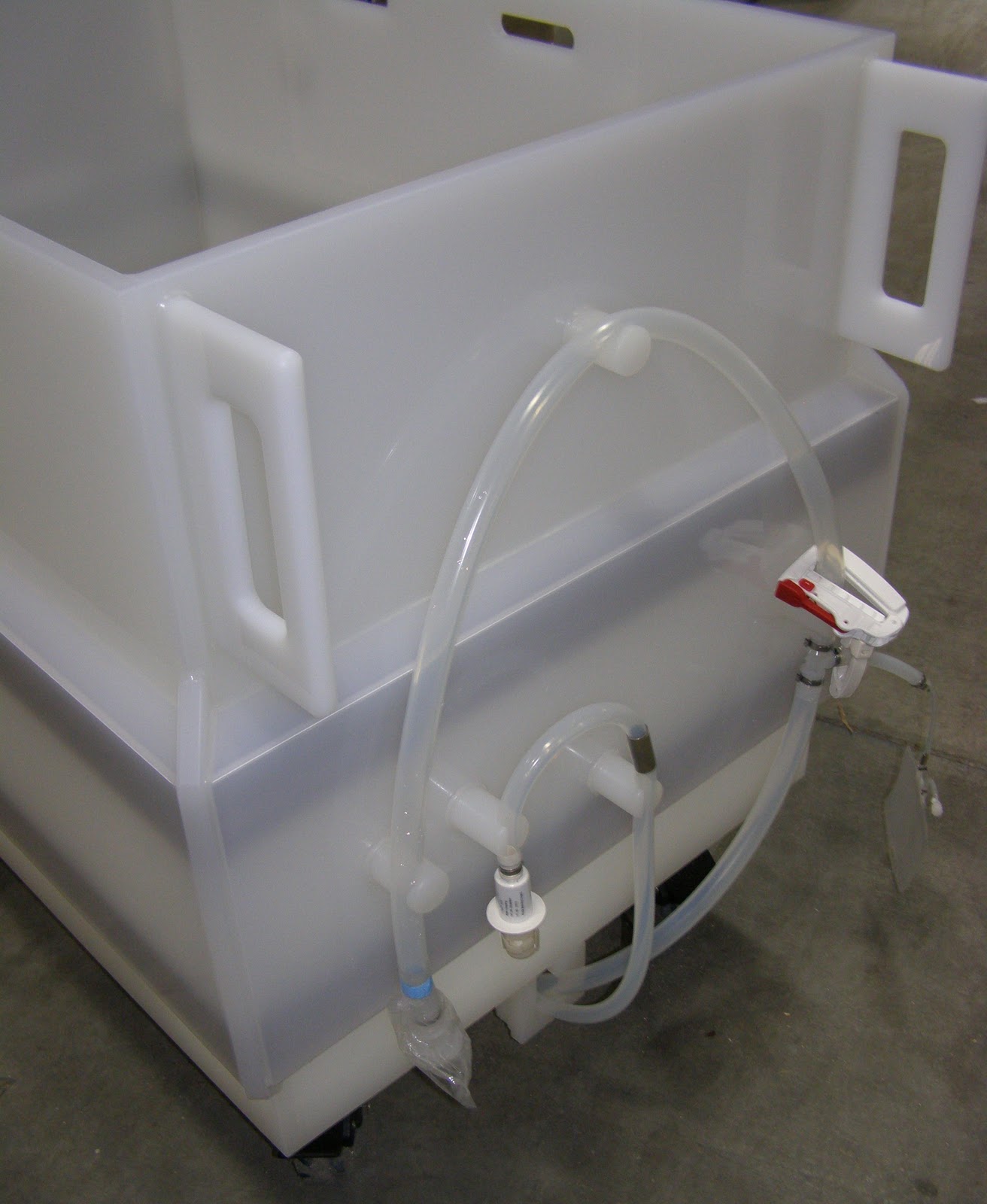 Non-Metallic Solutions, Inc.: 200L & 500L PP Bag Totes