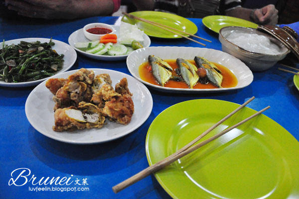 Brunei 文莱（四）：Ambuyat 传统美食 + Bubungan Dua Belas 十二柱房 - 乐飞翎 ♥ LUVFEELIN