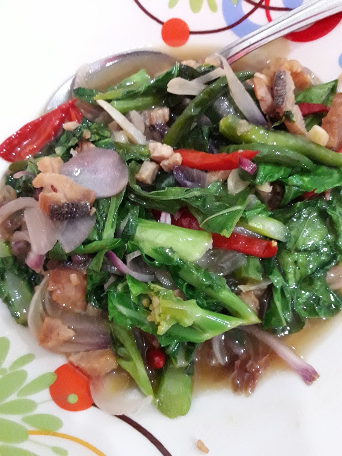 Resepi Sayur Kailan Goreng Ikan Masin - N . E . Z . A . H . S . A . N