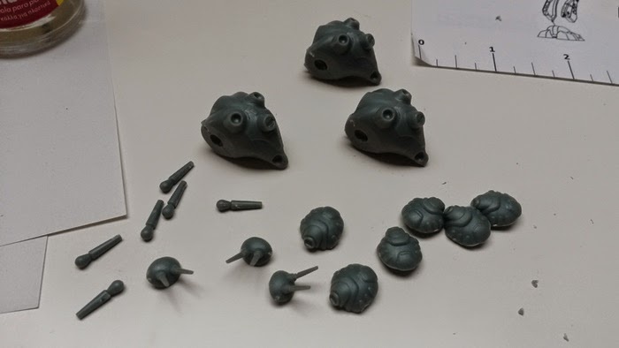 Plástico y Metal: Robotech: montando los pods Zentraedi