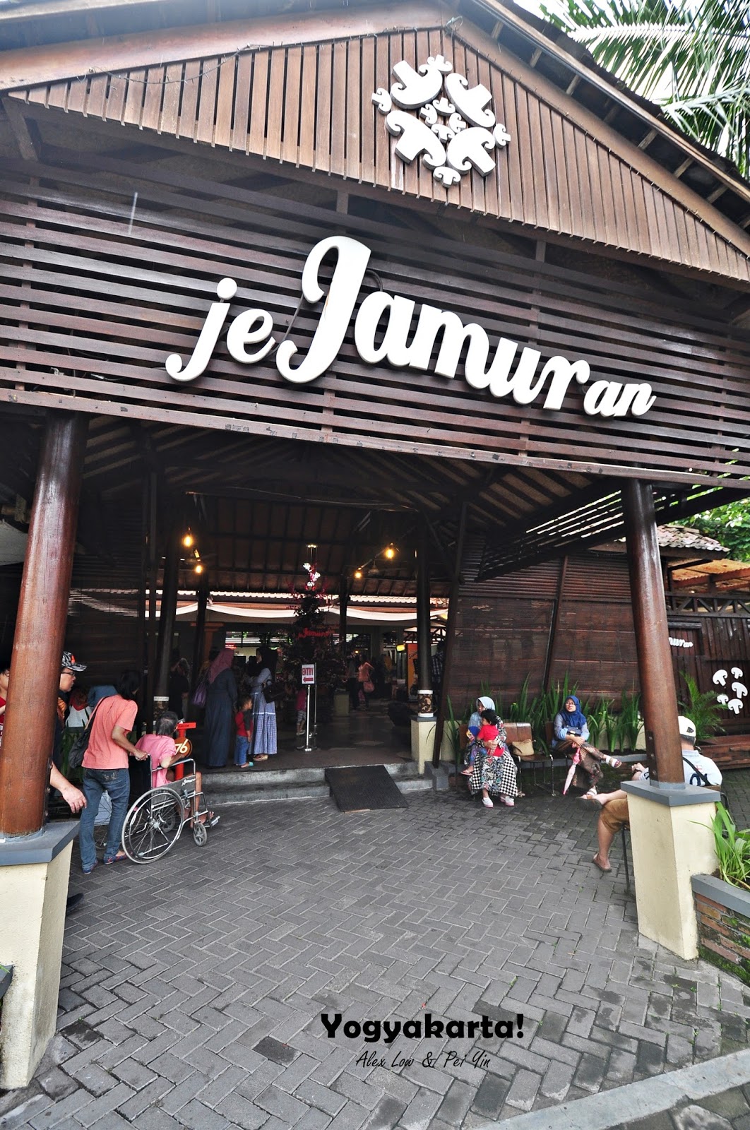 Eat.Play.Love: Yogyakarta Day 2: Je Jamuran