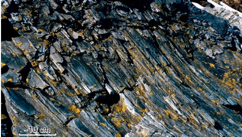 Learning Geology: Lineations related to plastic deformation