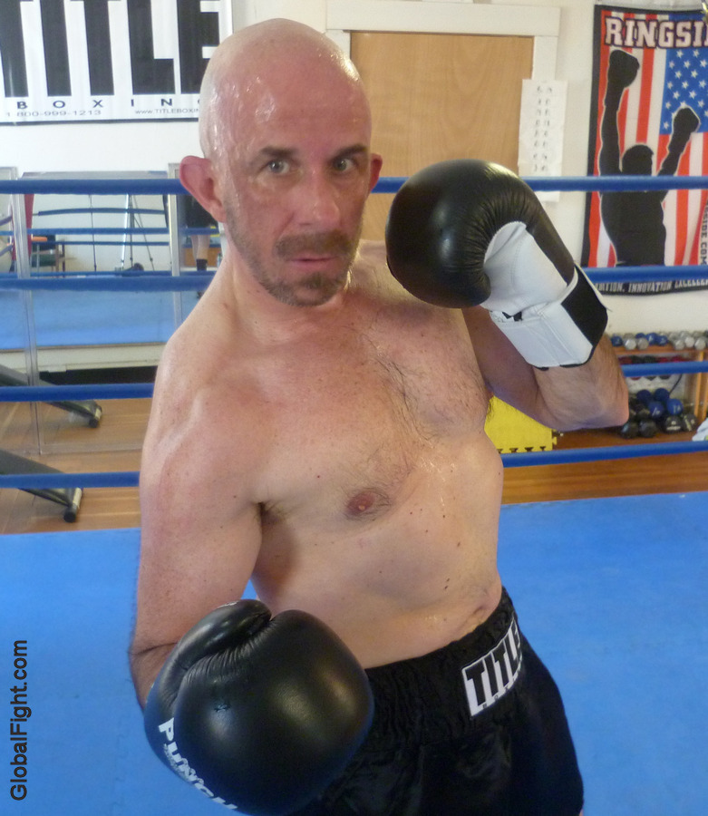 Musclemen Wrestling Strong Guys Photos: pro wrestlers grappling gallery