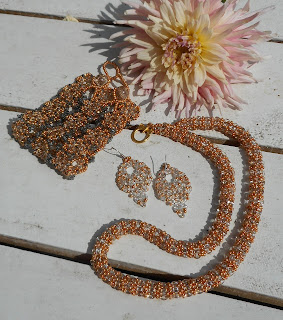 Witty, Pretty & Handy: Stash Buster for Twins