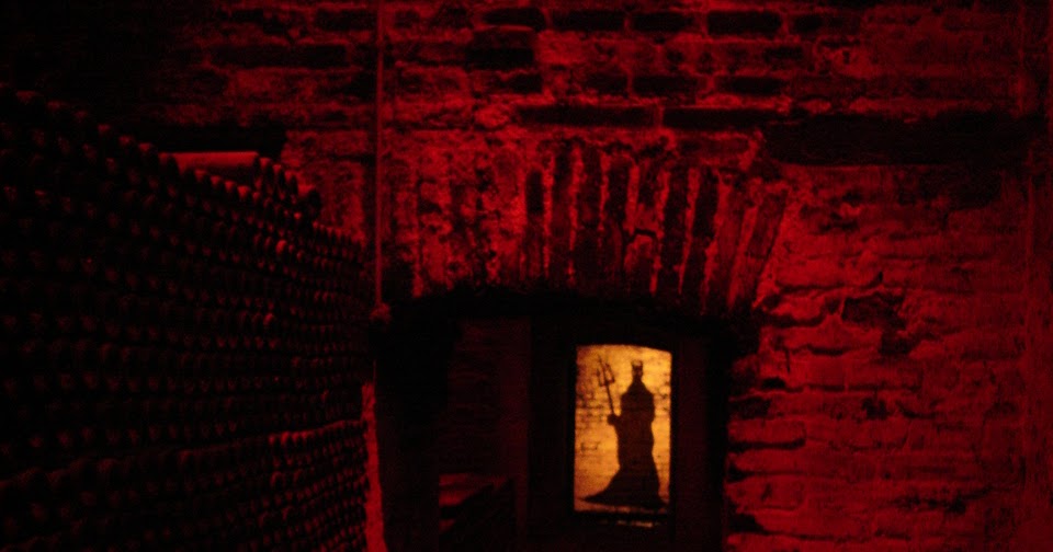 Improved Initiative: Absolute Good, Absolute Evil, and Alignment in RPGs