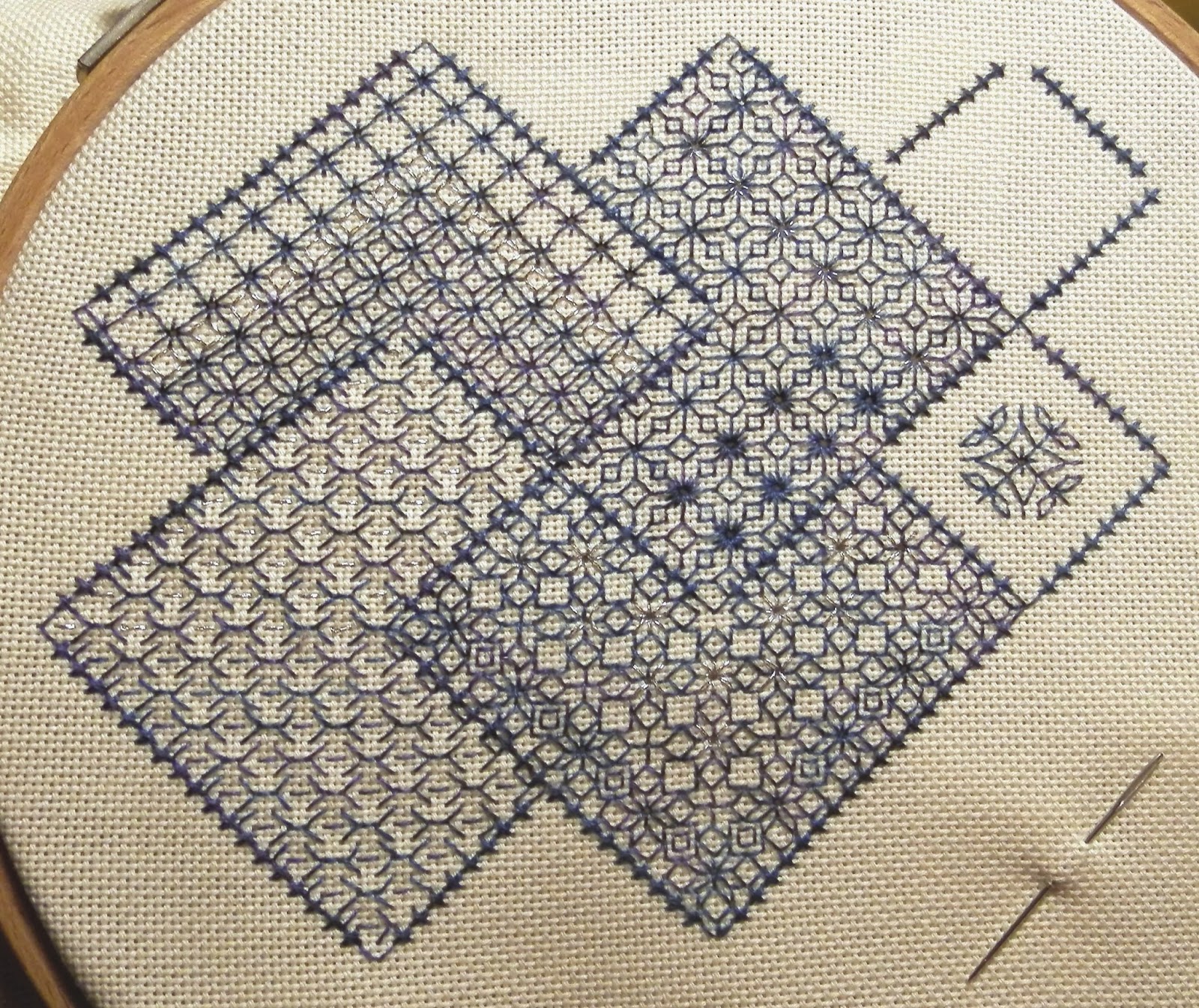 Brodeuse Bressane: Save the Stitches - Blackwork sampler - 1