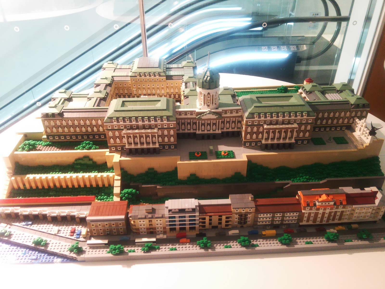 English House: World Heritage Exhibit built with LEGO Bricks