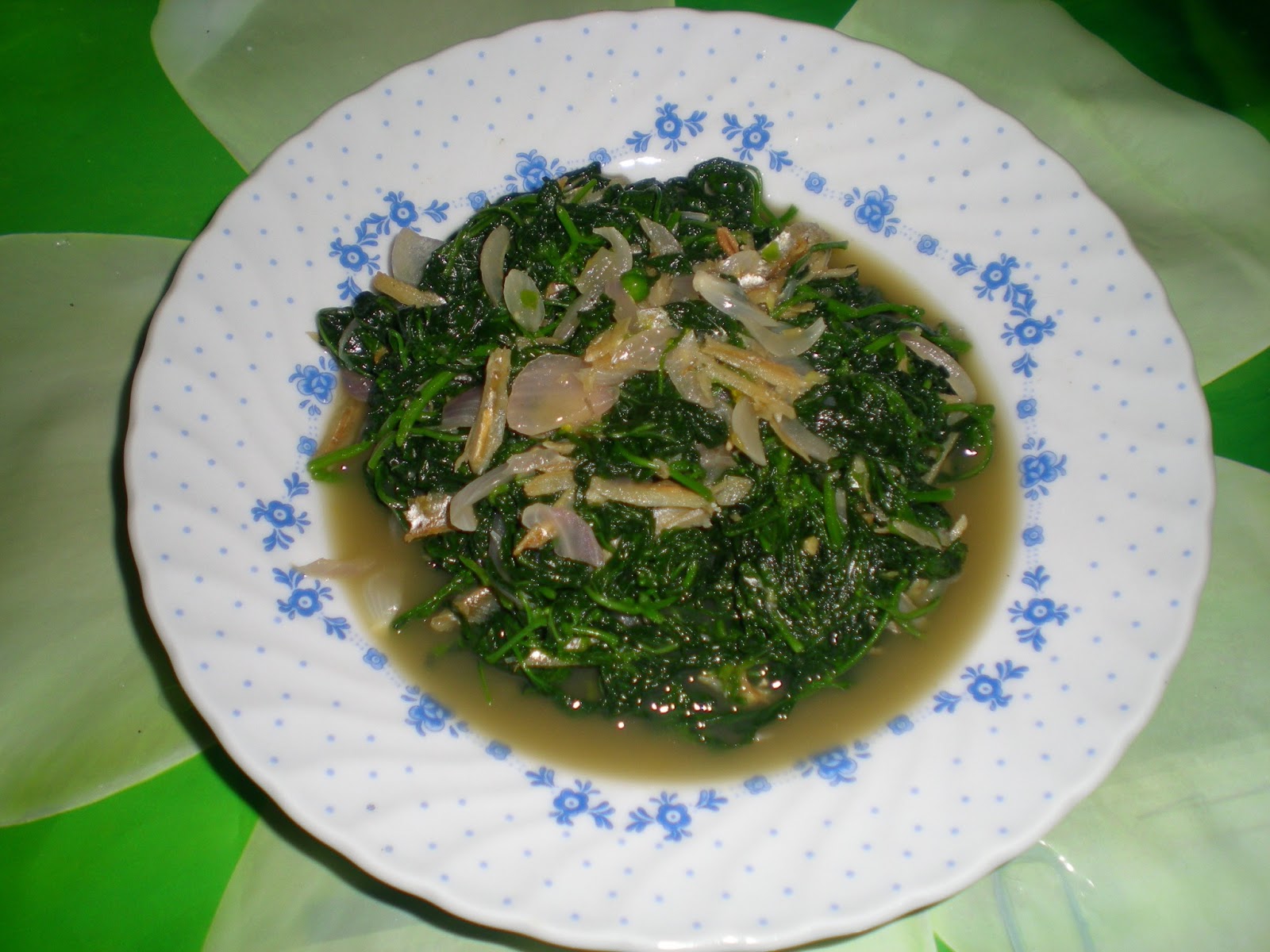 CAHAYA HIDUPKU: GORENG PUCUK MERANTI :)