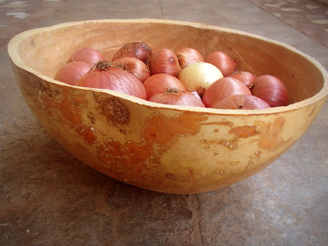 Smiling coast of Africa through my eyes: THE MULTI-USABLE CALABASH