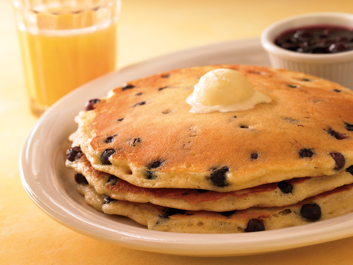 Keeping it Simple (KISBYTO): Pancakes with Blueberries – Yum
