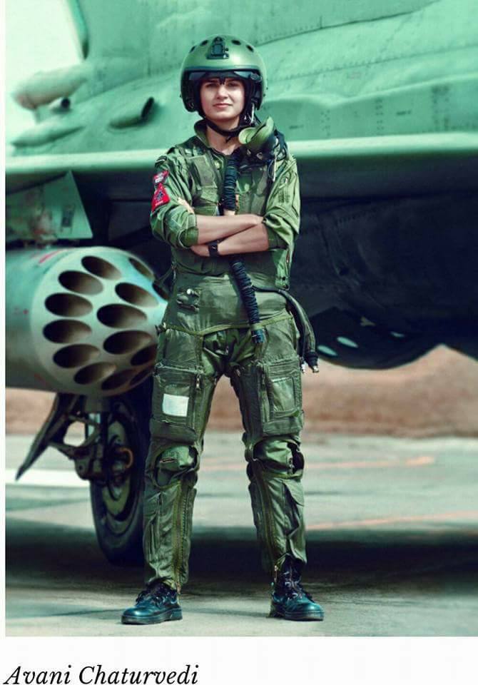 Orbis Defense Blog: Força Aérea da Índia forma suas primeiras pilotos ...