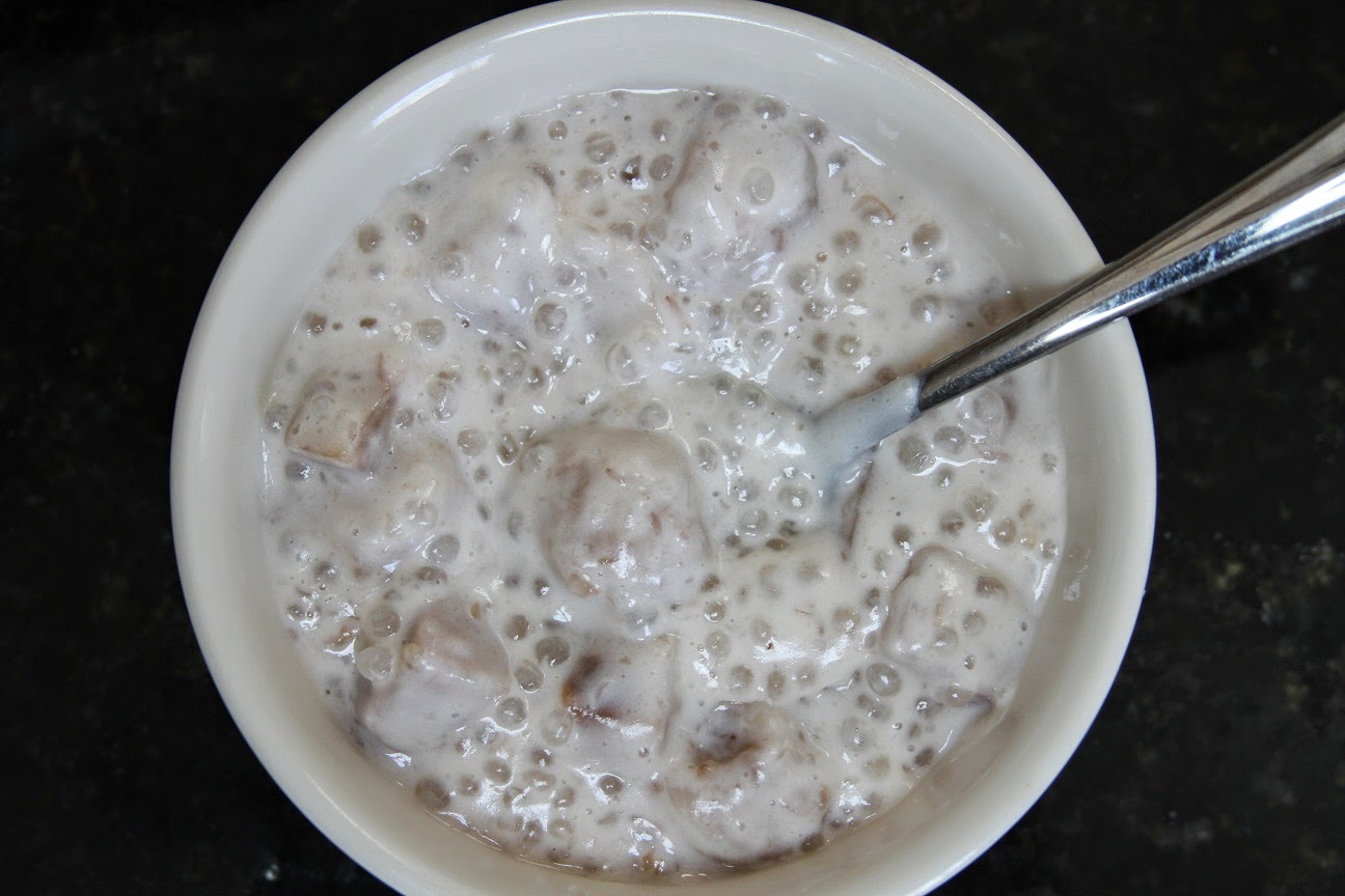 DAYDREAMEL: Taro Tapioca Dessert Soup with Taro Balls