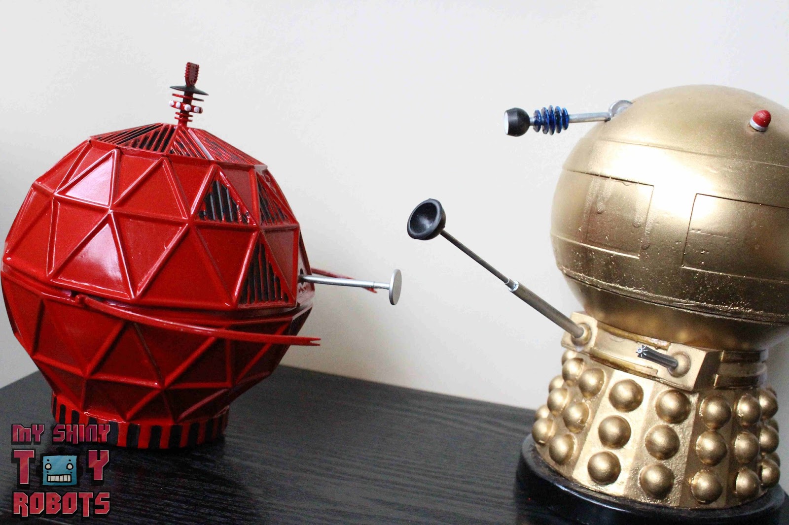 My Shiny Toy Robots: Custom Figure: TV21 Dalek Comics Menoid Master ...