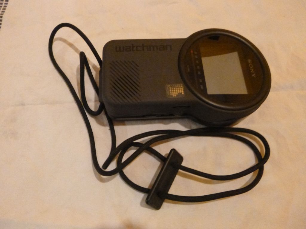 Arcanium: Miniature particle accelerator