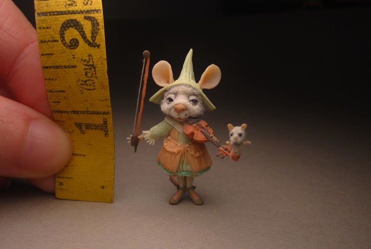 Aleah Klay Studio: Miniature mouse witch playing violin dollhouse mini ...