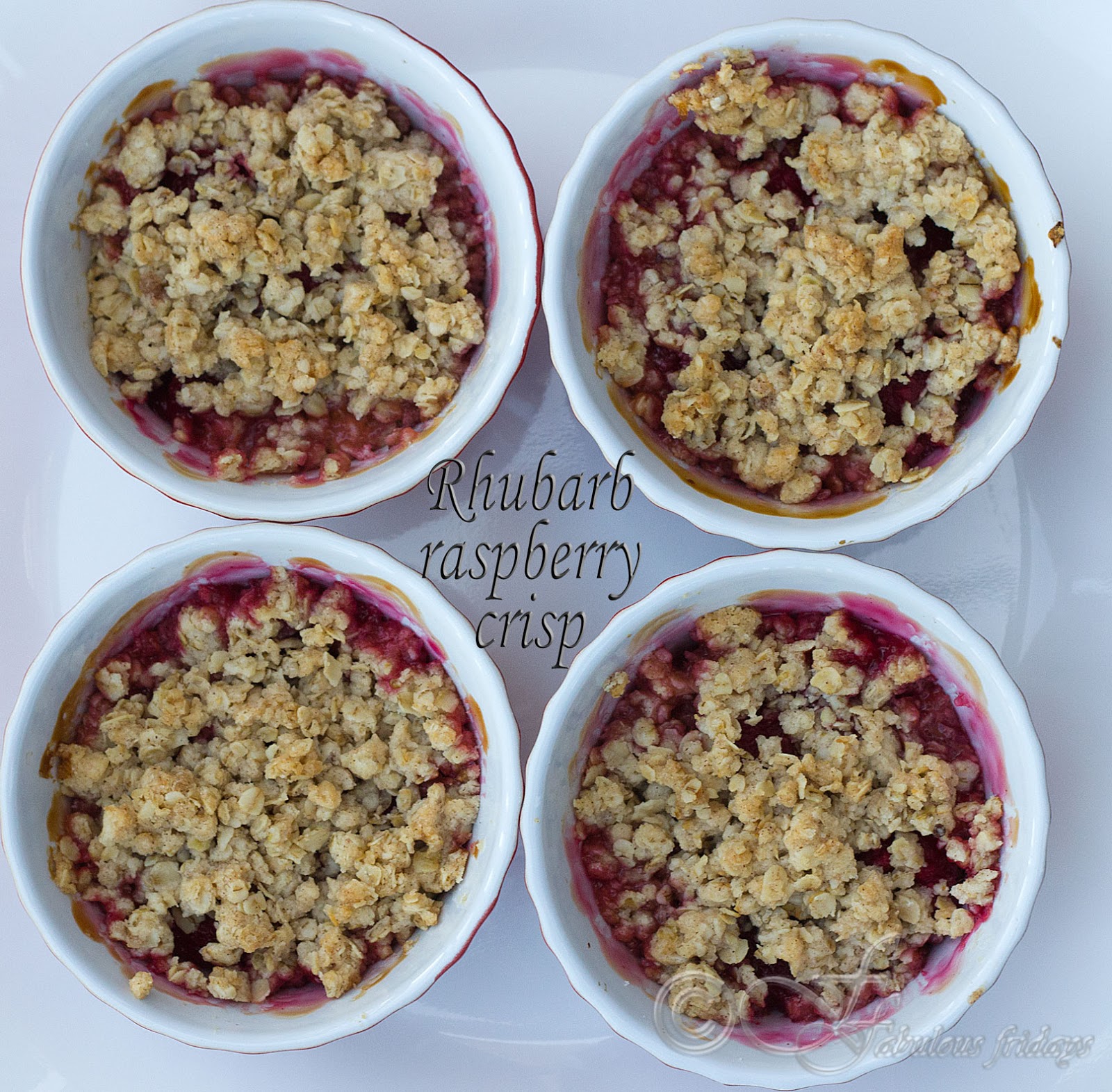 fabulous fridays: Rhubarb Raspberry Crisp