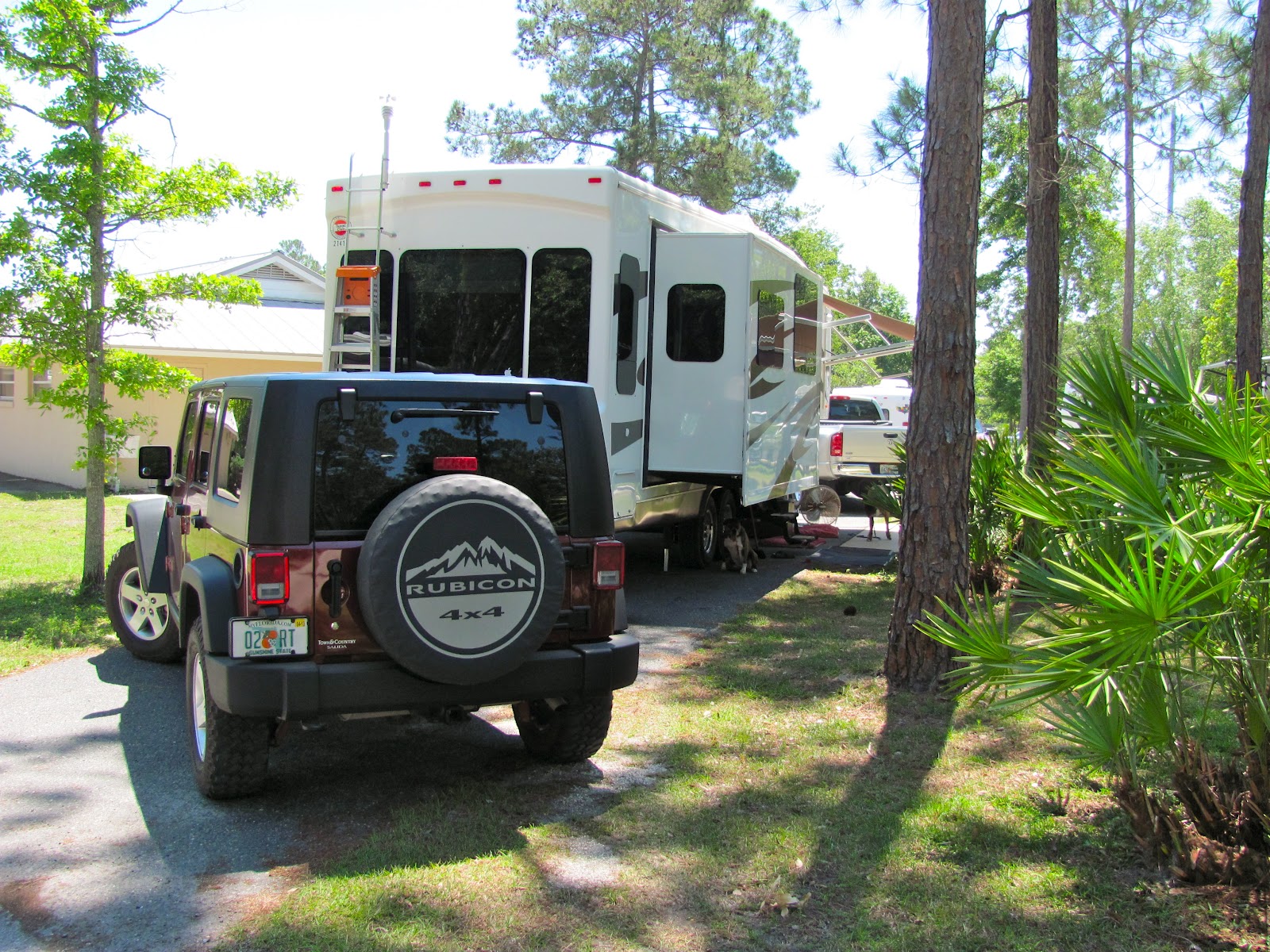 America by RV: Flamingo Lake RV Resort