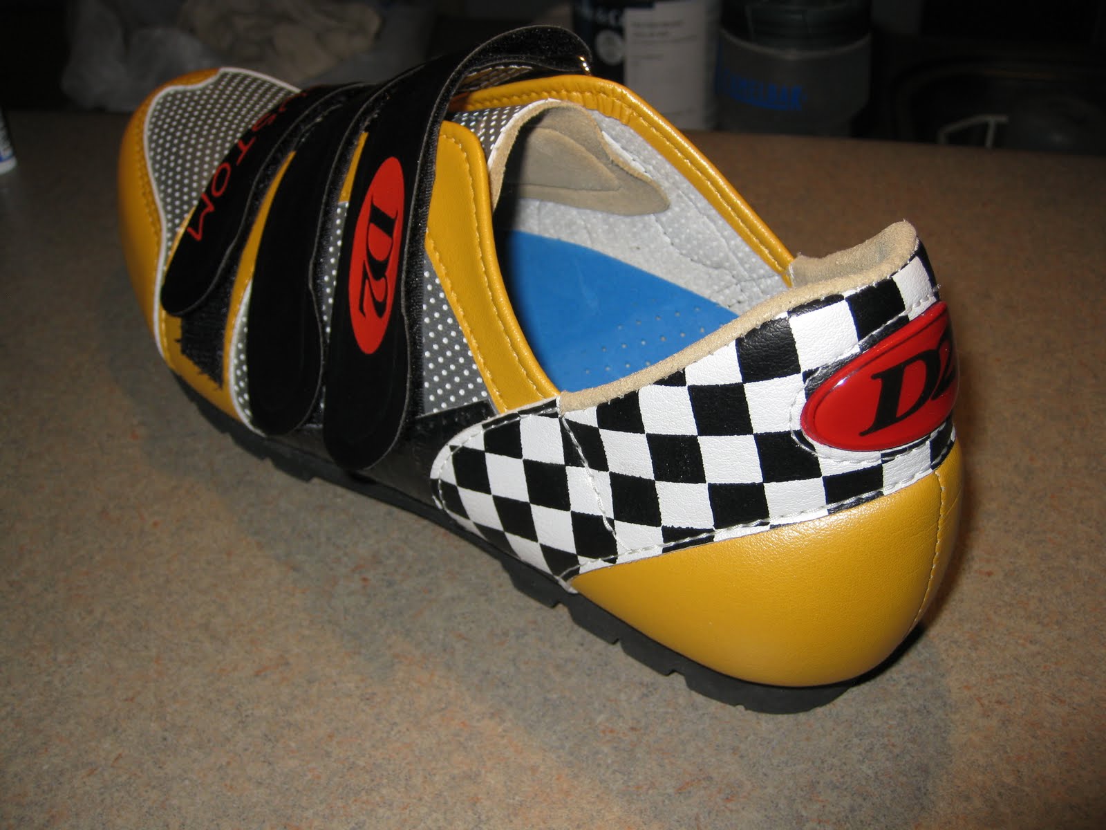 BALLS TO THE WALL FISHING: DON LAMSON AND D2 SHOES....