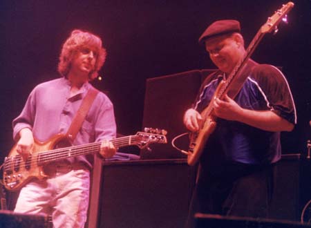 Fala Baixo!: ♫ ESPECIAL: Entrevista com Jim Stinnet