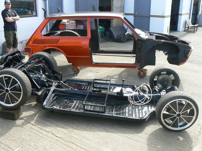 PONTO TUNING: LOW! VW Brasilia + Suspensão a Ar