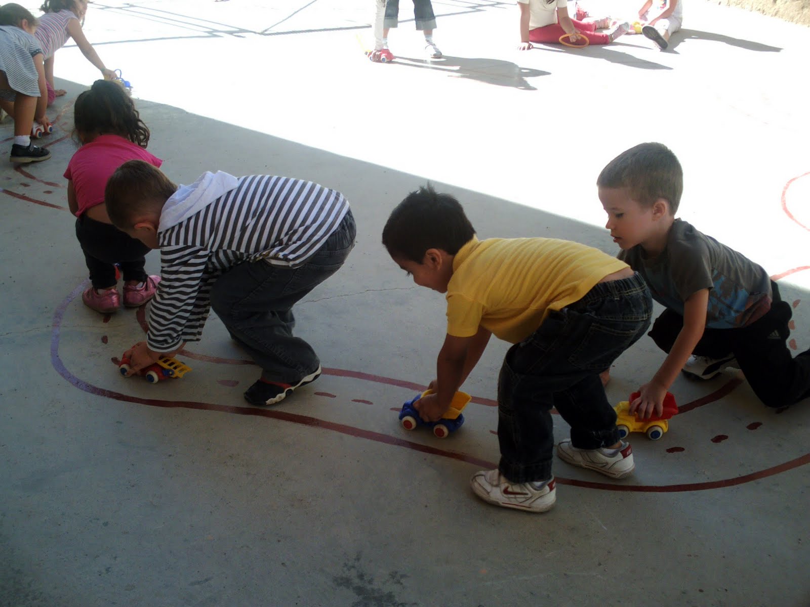 MI AULA DE INFANTIL: JUGAMOS EN EL RECREO