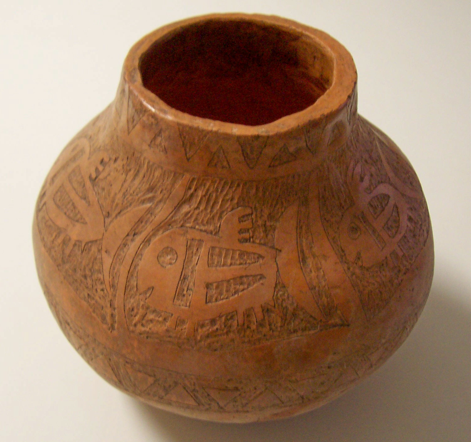 Unique Batik: Fossil Fish Pot