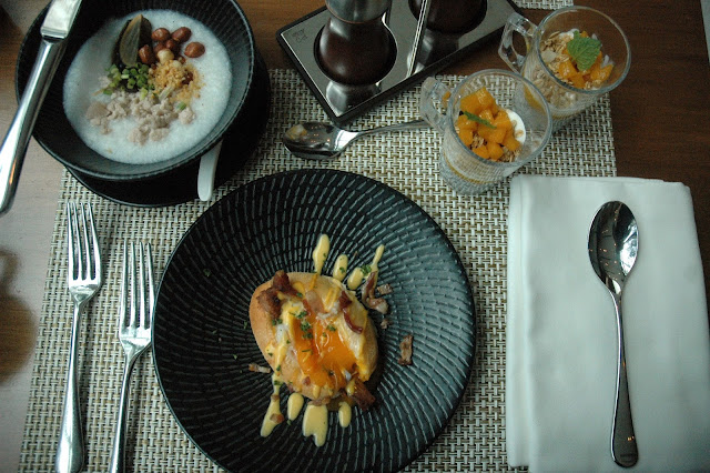 DUDE FOR FOOD: Making Breakfast More Eggciting at High Street Cafe...