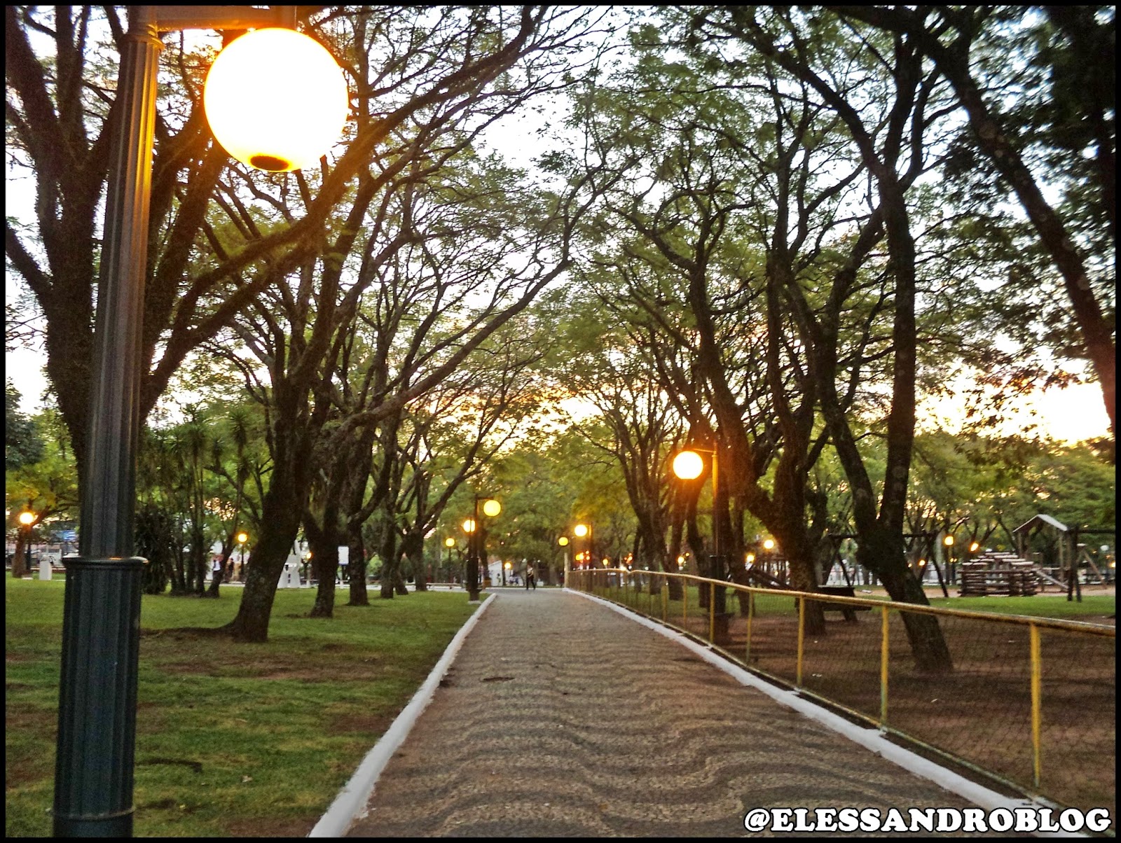 Central Calhas E Rufos Paranavai: Paranavaí Cidade Poesia PR