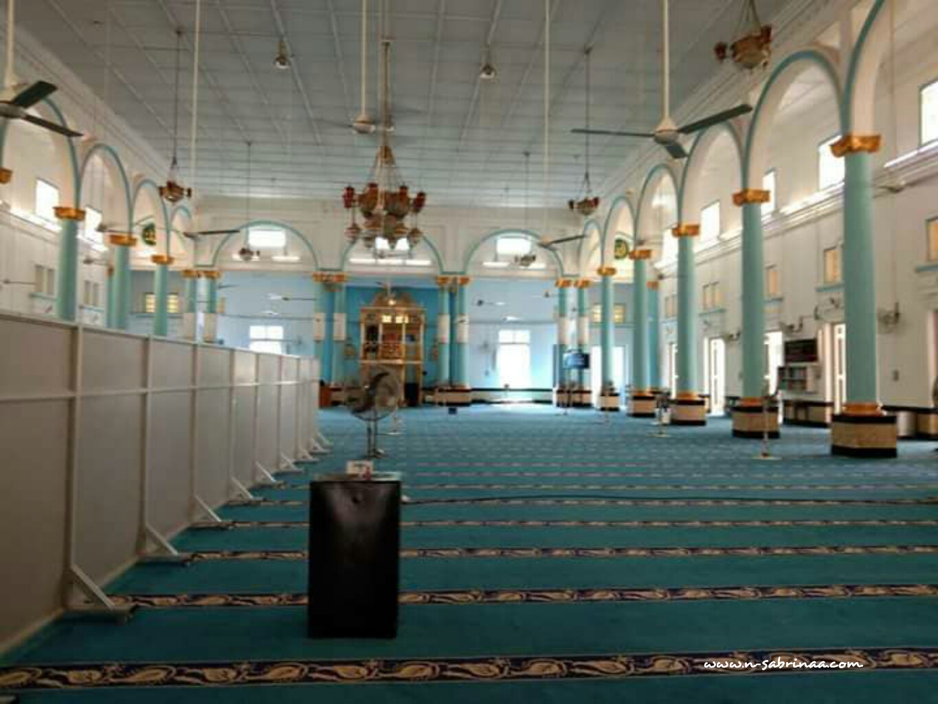 Keindahan dan keunikan Masjid Jamek Sultan Ibrahim, Muar - Catatan ...