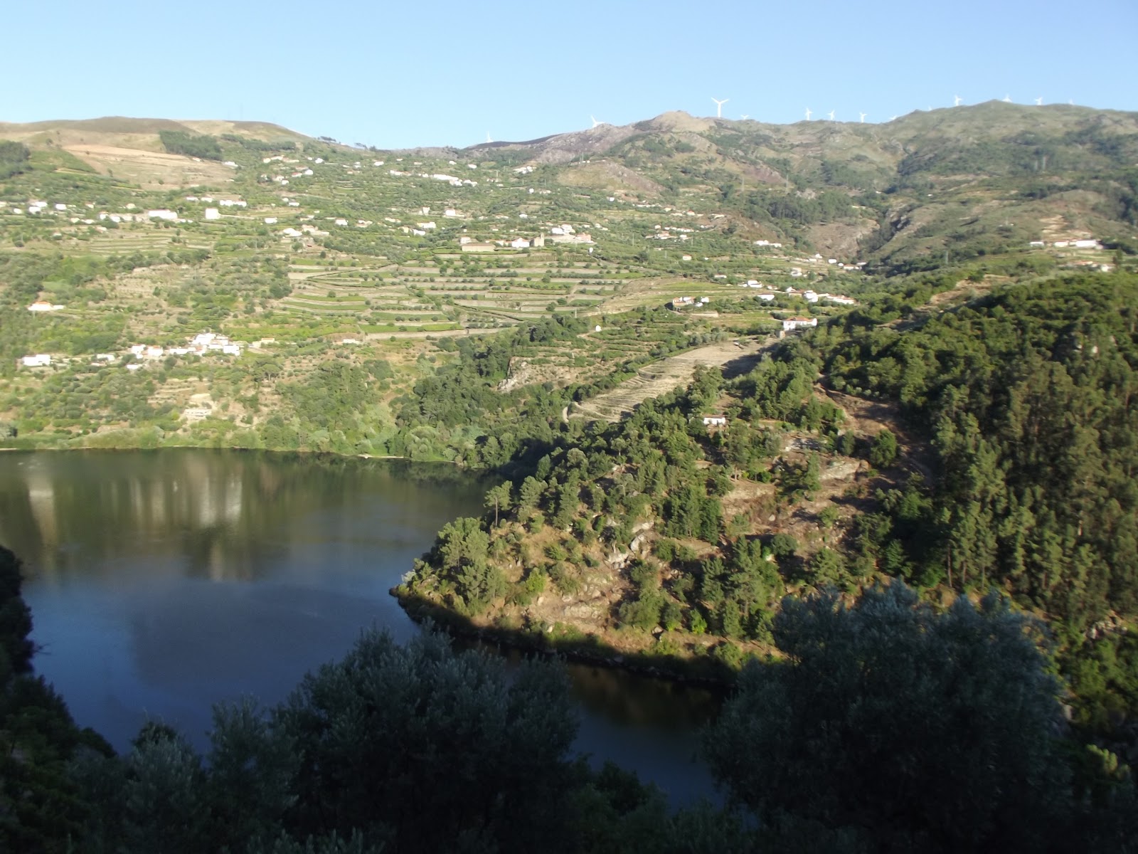 A NOSSA TERRA "FRENDE-BAIÃO"