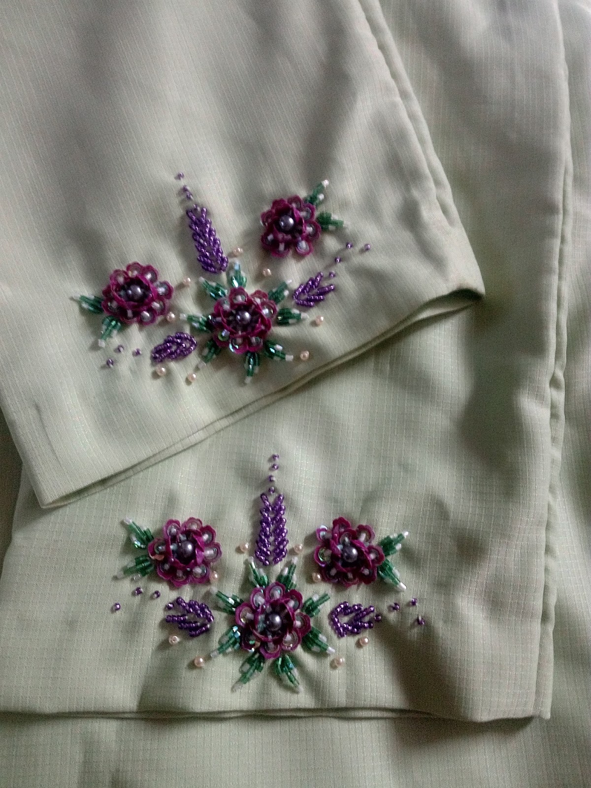 alialisakreatif by kolin zainal: Blogger Jahit Manik