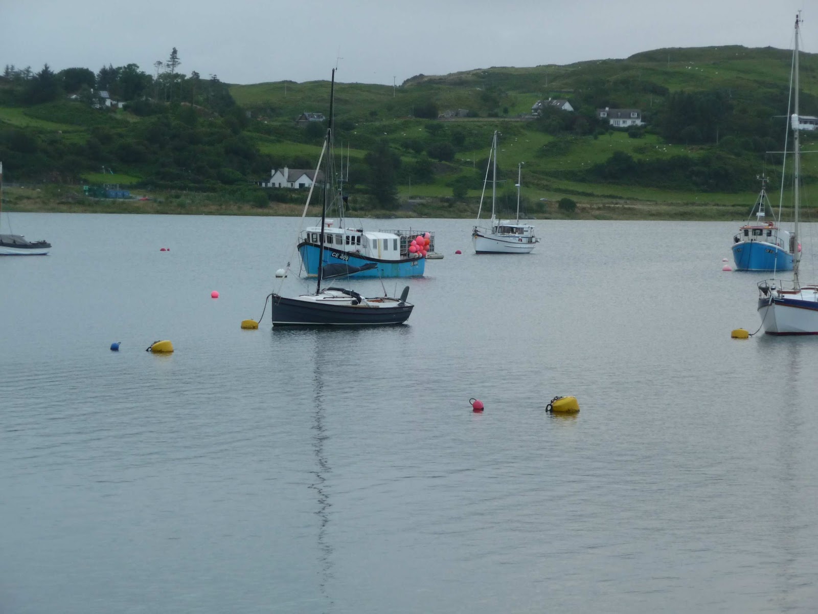 Vagabond wanders around Britain: Balvicar Island of Seil. Pause button ...