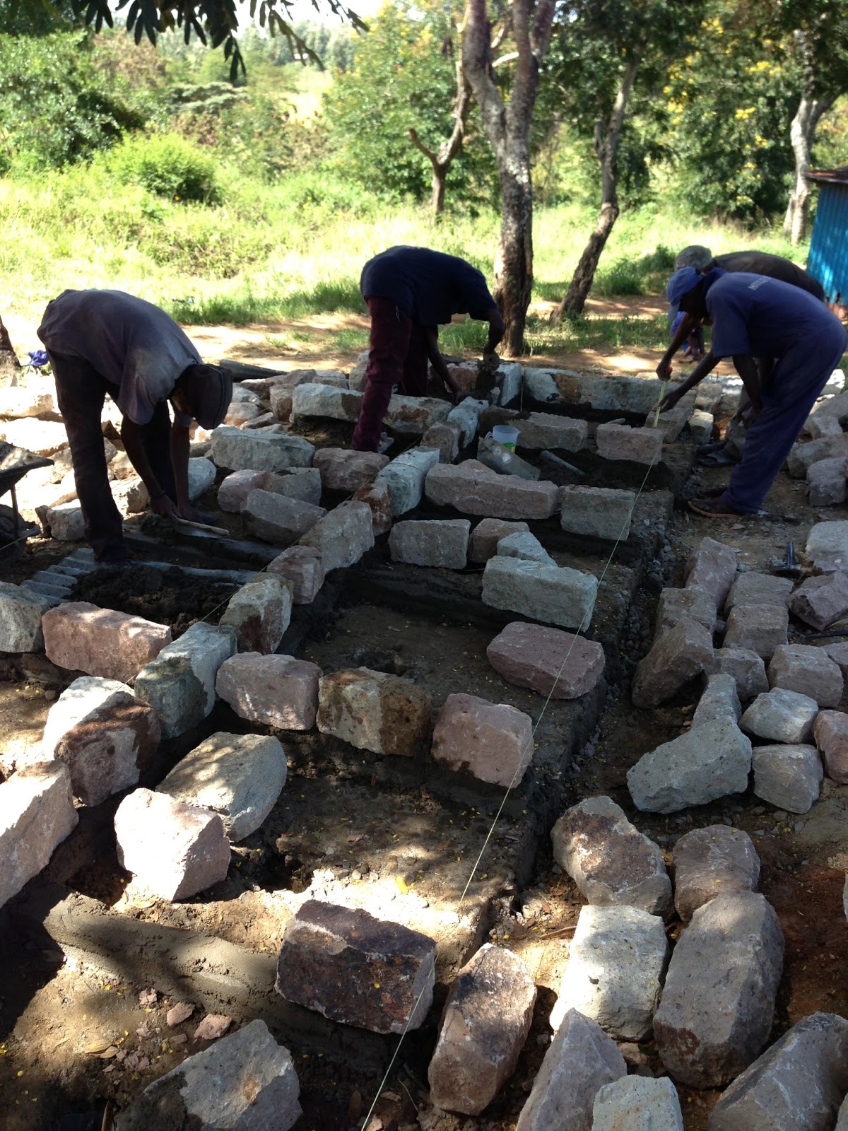Kenya 2013: Stones, String Lines & Plumb Bobs