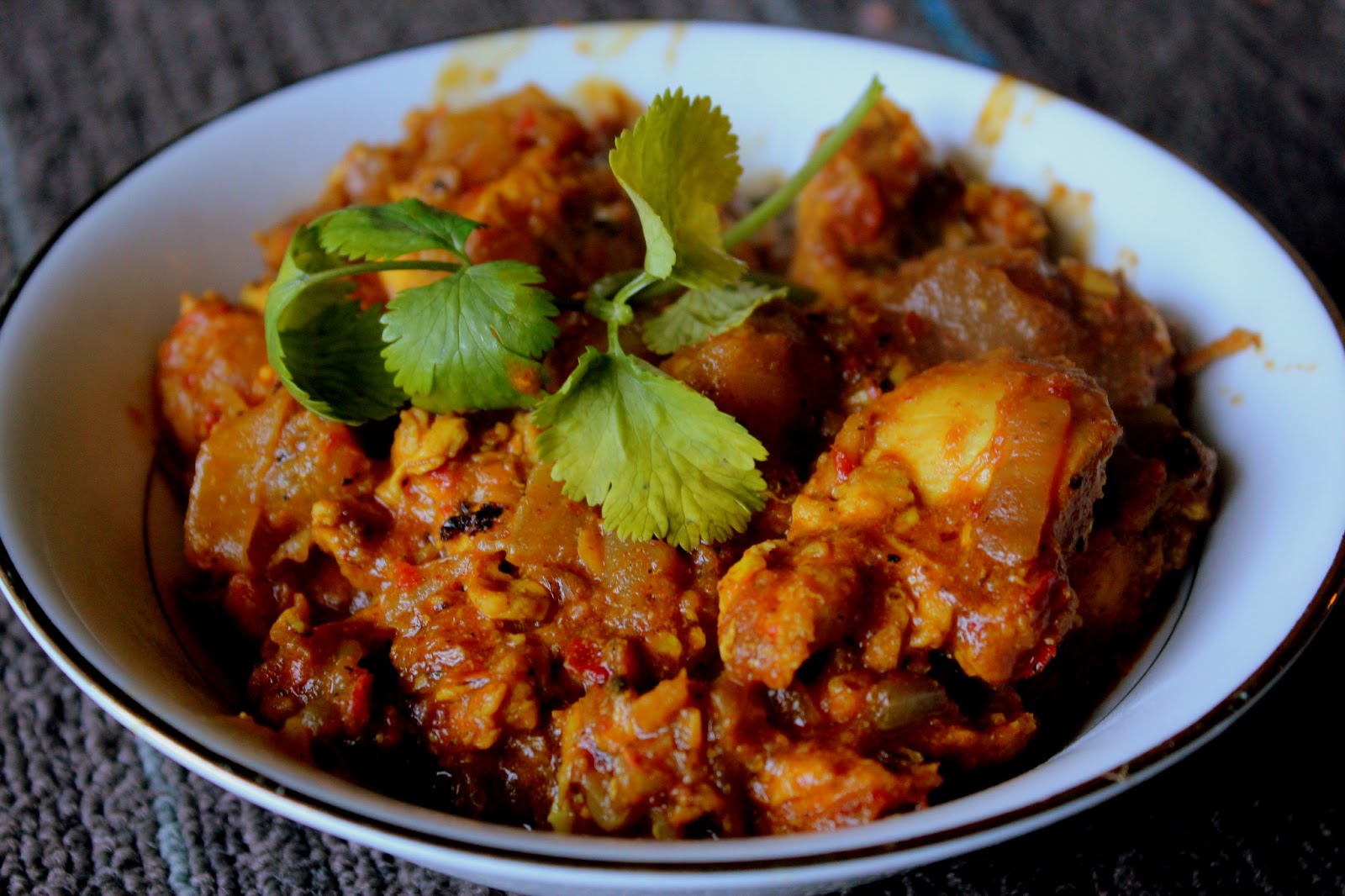 Mellow Recipes...: CHICKEN VINDALOO
