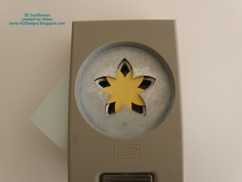 H2 Designs: 3D Sunflower Tutorial