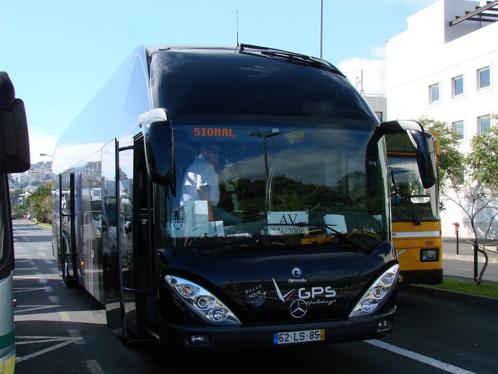 Buses from various cities in the world.: Novo autocarros nas ruas do ...