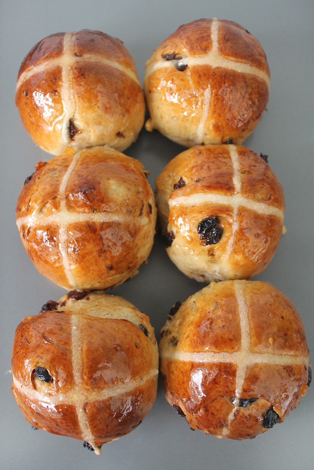 A Moment with Madam Meko: Meko's best ever Hot Cross Buns!