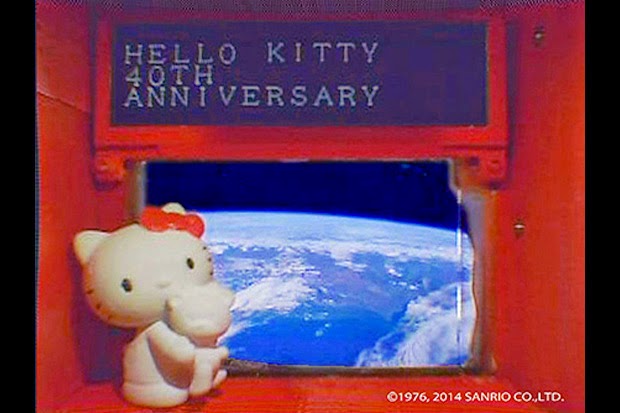 Suburban spaceman: Hello Kitty Is in Space and Wants Your Messages