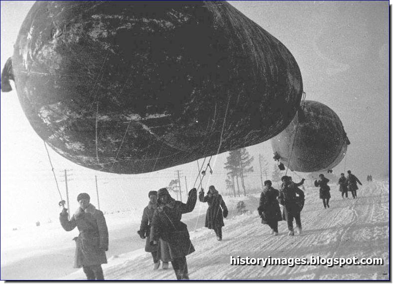 HISTORY IN IMAGES: Pictures Of War, History , WW2: Battle Of Moscow ...