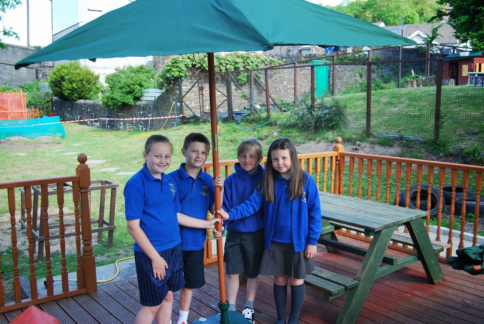Gelli Primary School Latest News: School Council provide shade in our ...