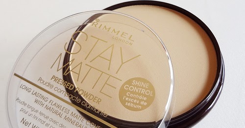 Rimmel: Stay Matte Pressed Powder - Makeup Moment