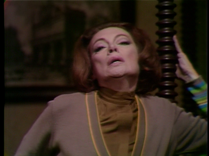 Shadows on the Wall: An Online Dark Shadows Fanzine: The Fits, Fashions ...