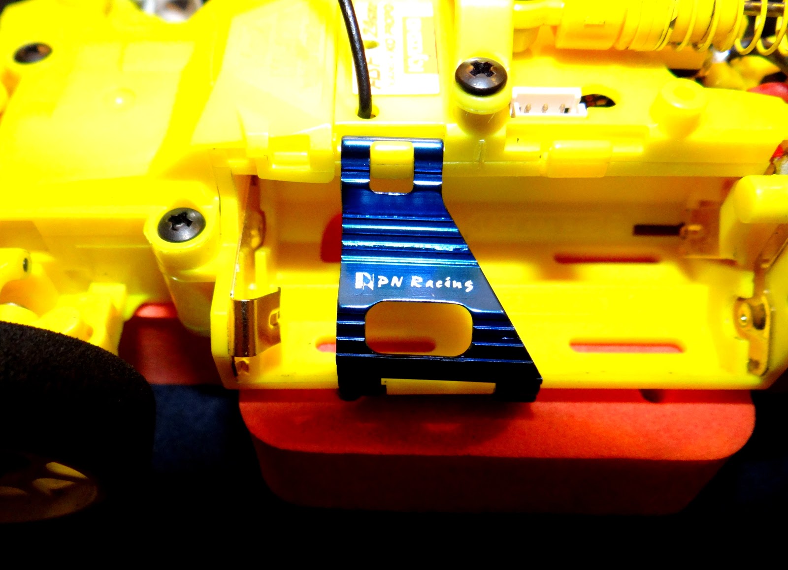 RC - Kyosho Inferno VE, Mini Z, Traxxas Ken Block et les autres: Kyosho Mini Z MR03 - Modifications