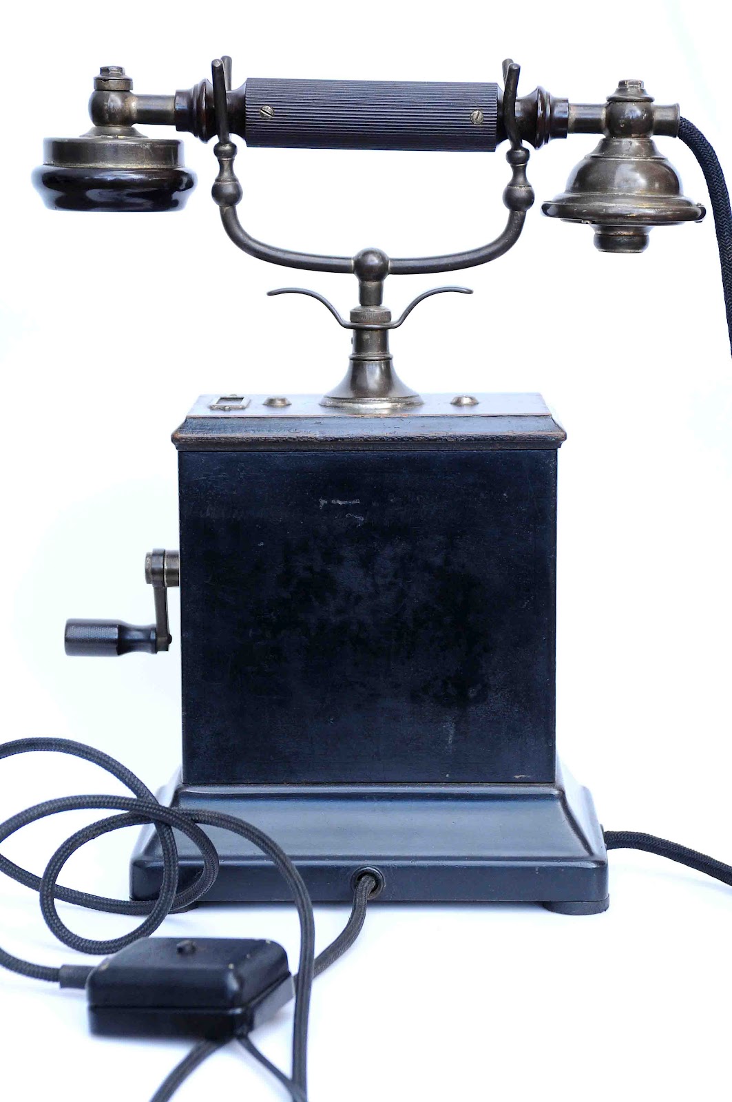 Old Vintage Gallery: Ericsson Magneto Telephone Circa 1910-1920