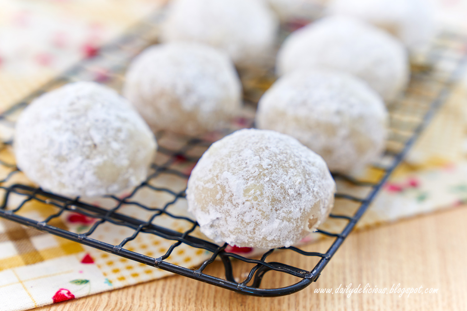 dailydelicious: Pecan snowball cookies