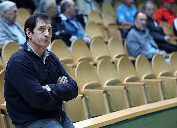 AL ROJO VIVO: SON LEYENDA, JULIÁN RETEGUI, CON ONCE TXAPELAS, EL ...