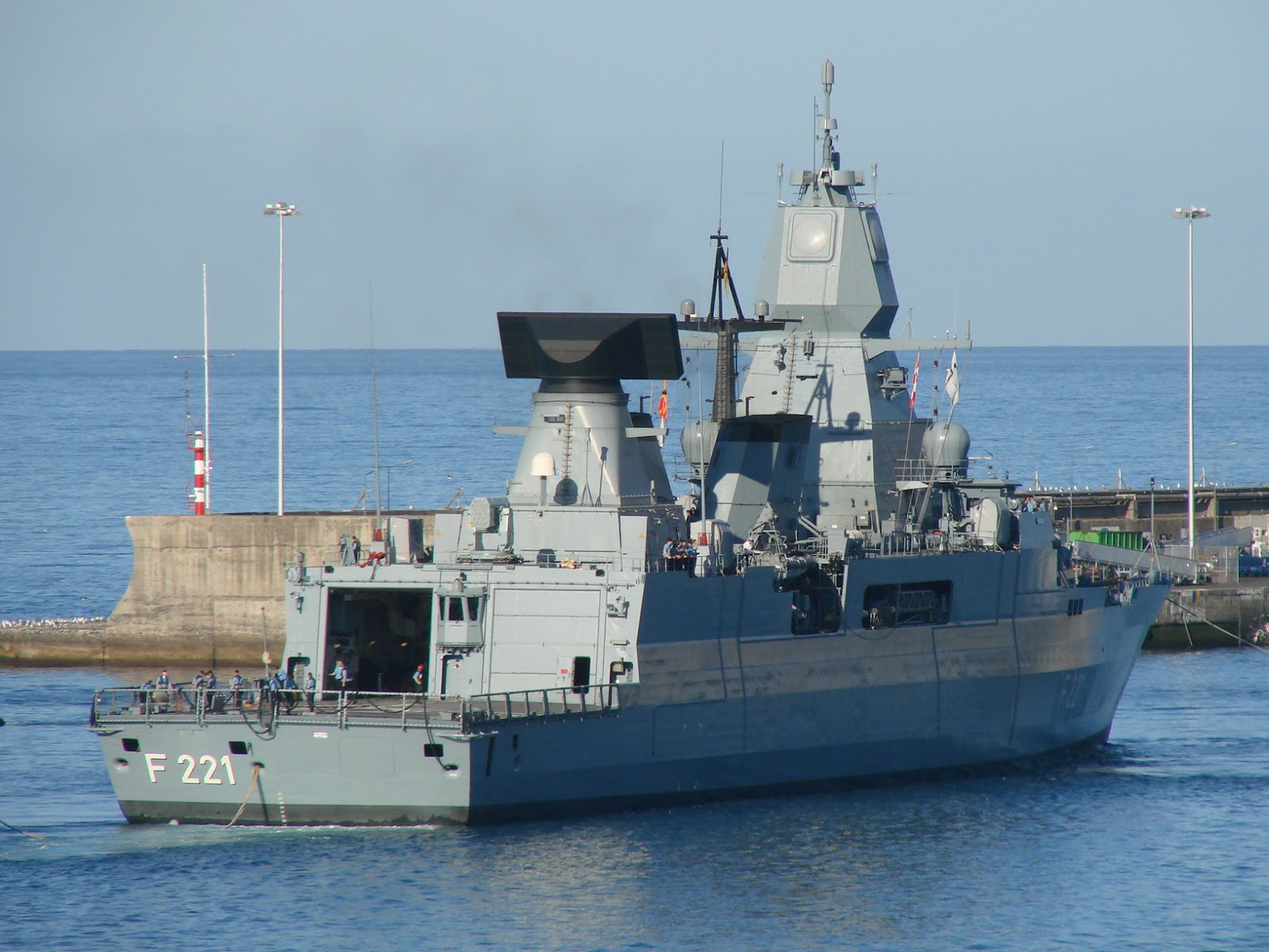 Sergio@Cruises: Fragata F221 Hessen