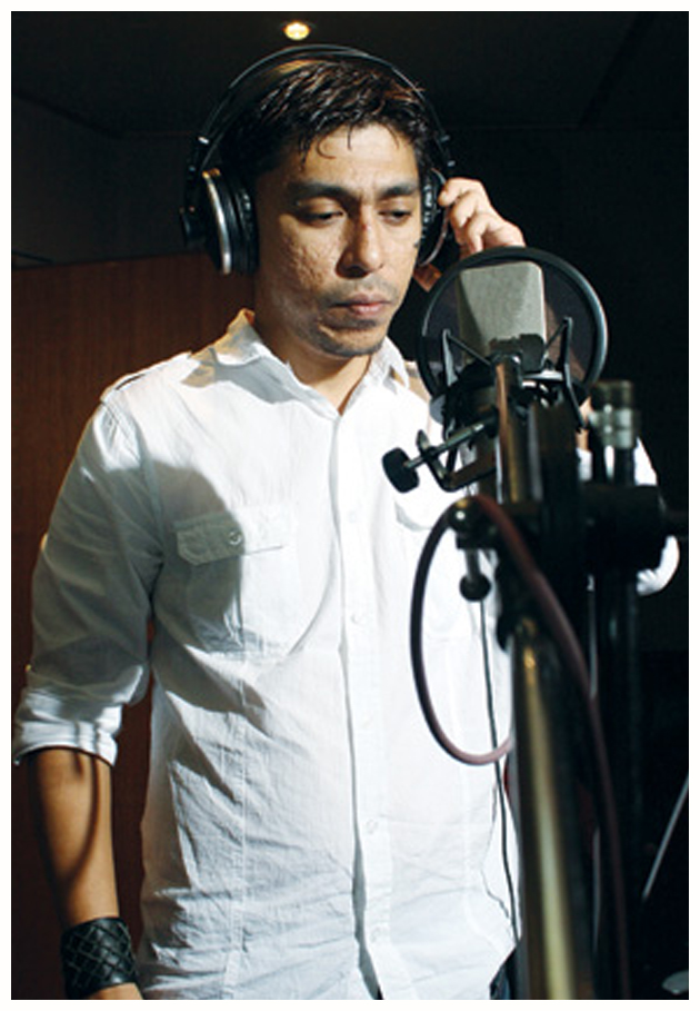 ajek hassan(acousticman)