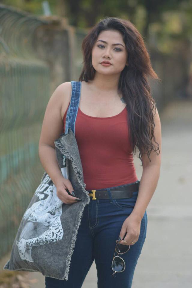 May Pan Chee in tight red tank top - Asia Model Girls